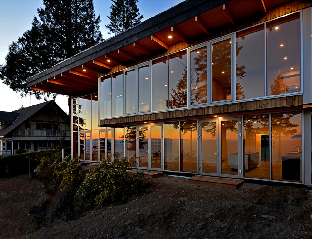 The Woodland Modern Cabin Design - Streamline Design