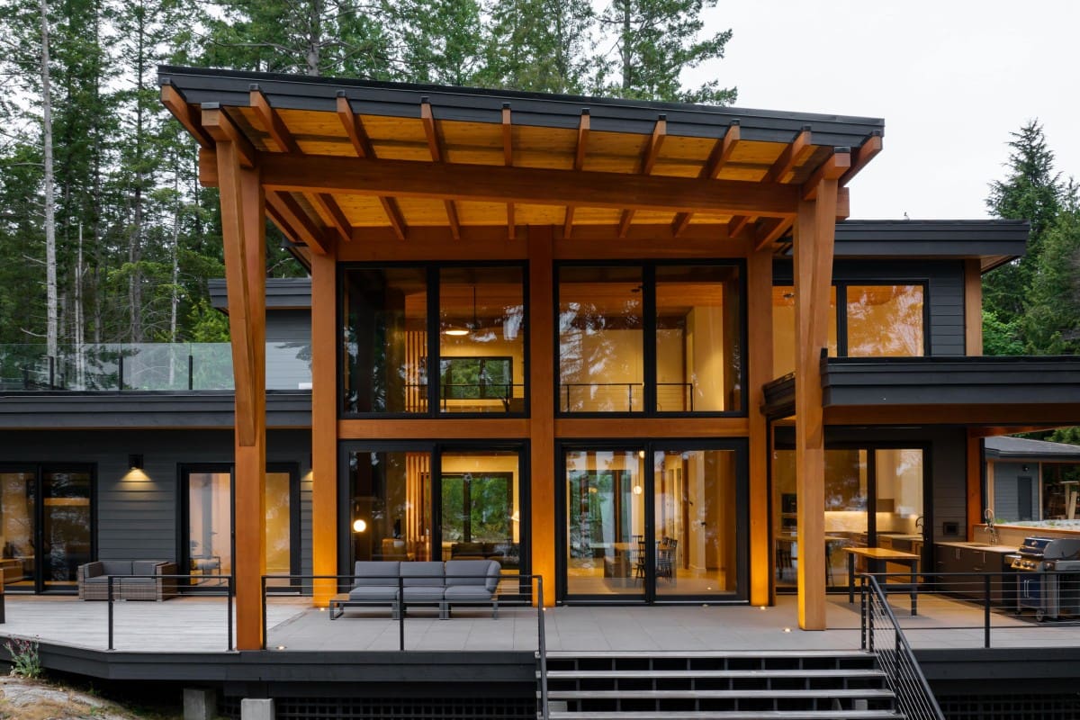 The Modern West Coast Timber Frame Design - Streamline Design