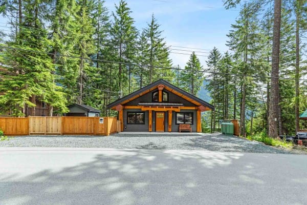 Park Hill Cabin | Streamline Design